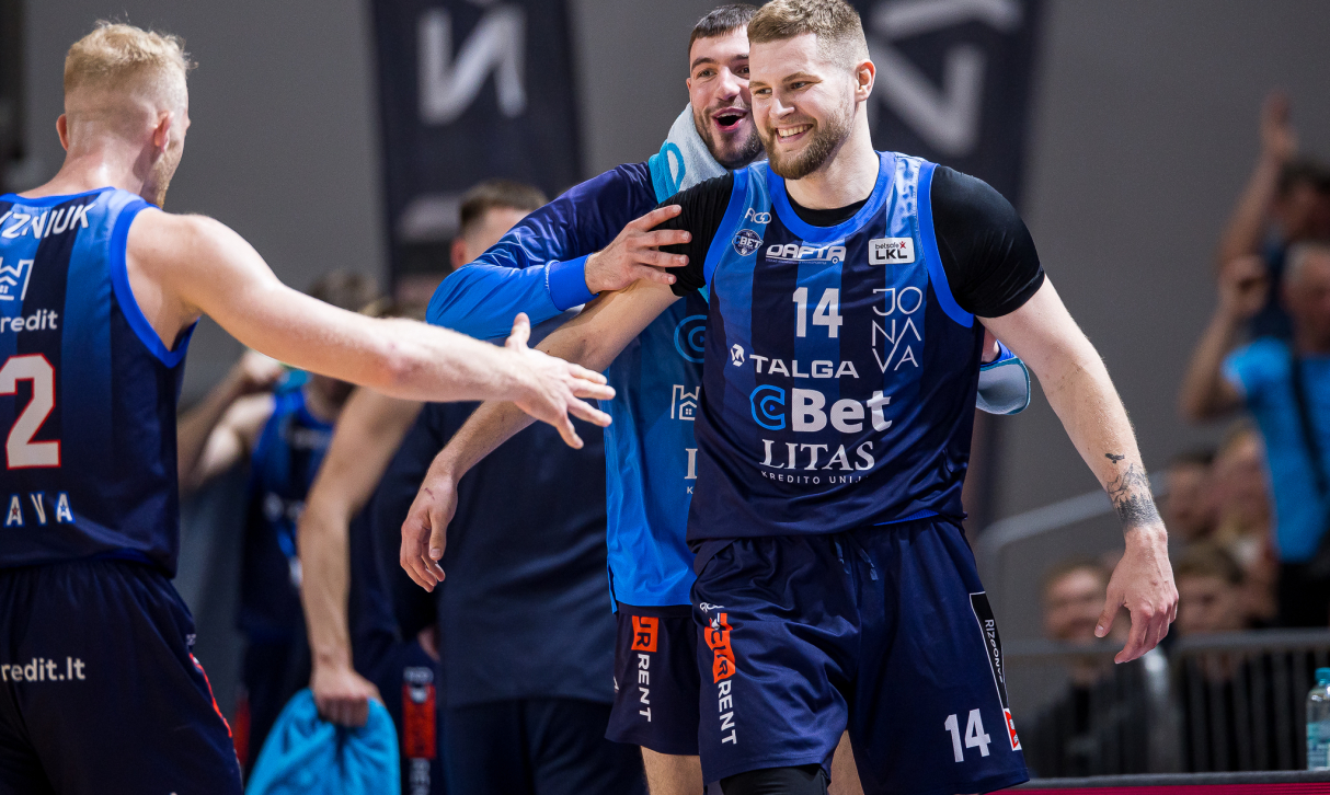 Triumfas Jonavoje – „CBet“ eliminavo „vilkus“ ketvirtfinalyje - LKL.LT