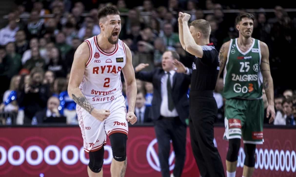 Rytas sinks 17 threes to drown Žalgiris, Jonava escapes from Wolves with stunning miracle - LKL.LT